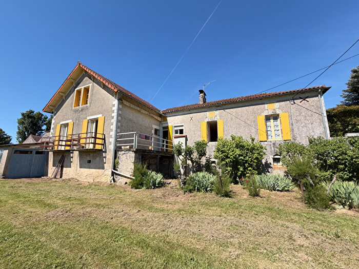 Vire-sur-Lot : Maison 7 pièces à vendre
