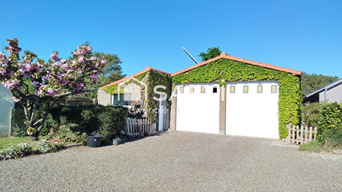 Maison 3 pièces à Saint-Révérend, à vendre
