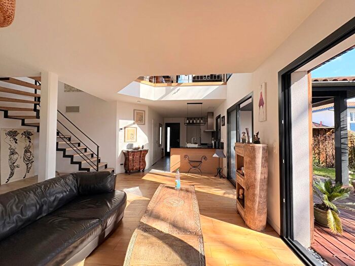 Maison à vendre - Anglet, Montbrun - 5 pièces - 3 chambres