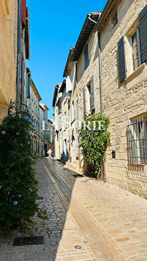 Maison à louer - Uzès - 6 pièces - 4 chambres