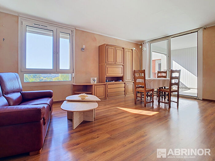 Villeneuve-d'Ascq, Pres, Flers Bourg, Château : Appartement 4 pièces à vendre