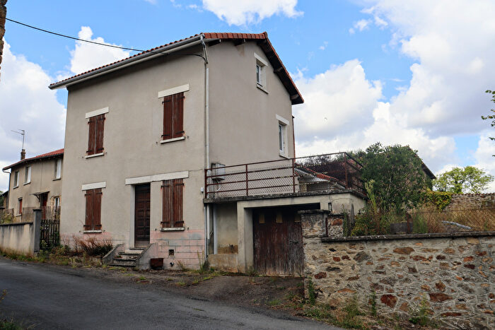 Maison à vendre - Saint-Yrieix-sous-Aixe - 6 pièces - 4 chambres