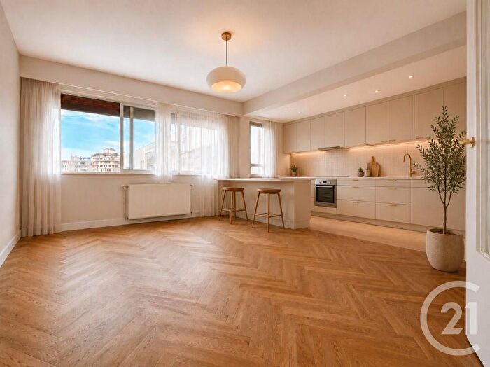 Appartement 2 pièces à Paris 12ème, Bel-Air, Nord, à vendre