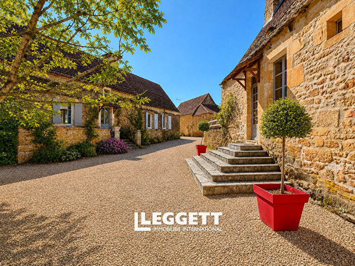 Sarlat-la-Canéda : Maison 10 pièces à vendre