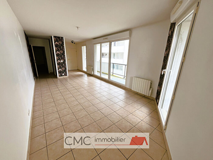 Appartement à vendre - Lucé, Centre-ville - 2 pièces - 1 chambre