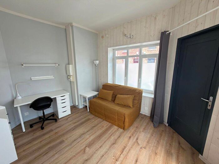 Saint Honoré-Jeanne d'Arc, Amiens : Appartement 1 pièce à louer