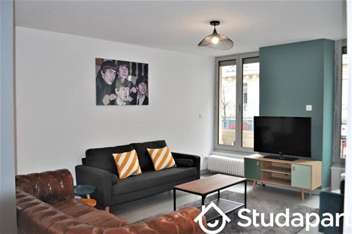 Jacquard, Saint-Étienne : Appartement 1 pièce à louer