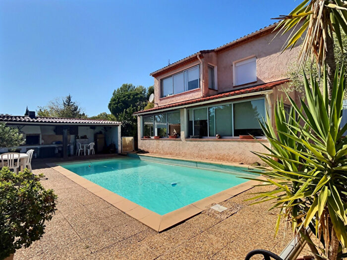 Maison à vendre - Puget-Ville - 7 pièces - 5 chambres