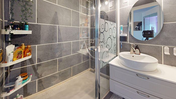 Appartement à vendre - Chilly-Mazarin, Gravigny - 4 pièces - 3 chambres