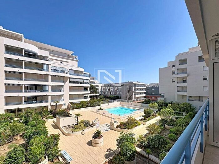 Fréjus, Centre-ville : Appartement 1 pièce à vendre