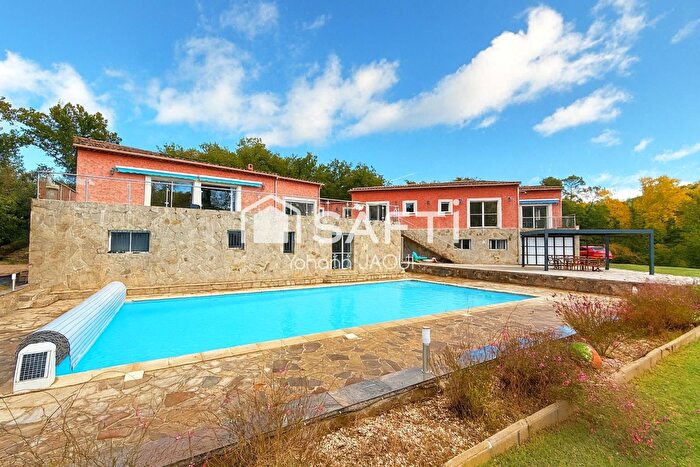 Maison à vendre - Châteauvert - 14 pièces - 10 chambres