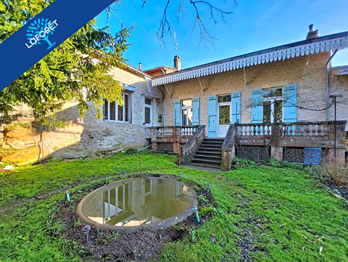 Maison à vendre - Saint-Macaire - 7 pièces - 5 chambres