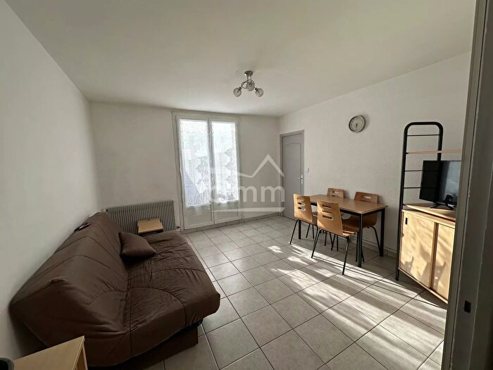 Appartement à vendre - Sisteron - 3 pièces - 2 chambres