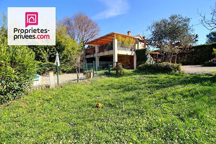 Maison à vendre - Saint-Antonin-du-Var - 6 pièces - 5 chambres