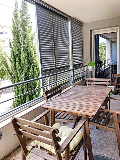 Appartement à louer - Avignon, Préfecture - 2 pièces - 1 chambre
