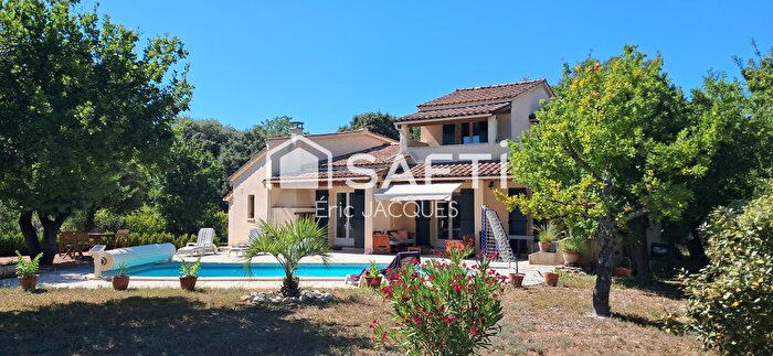 Maison 5 pièces à Entrechaux, à vendre