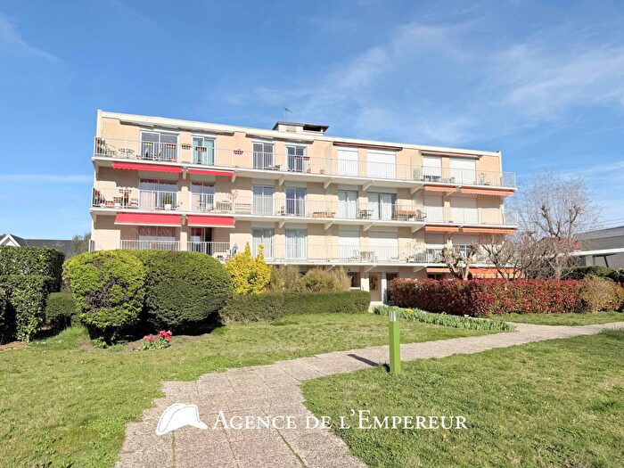 Appartement à louer - Bord de Seine-Les Martinets, Rueil-Malmaison - 2 pièces - 1 chambre