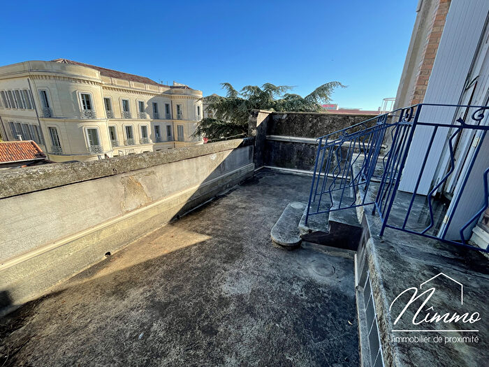 Appartement à louer - Nîmes, Feuchères - 4 pièces - 3 chambres