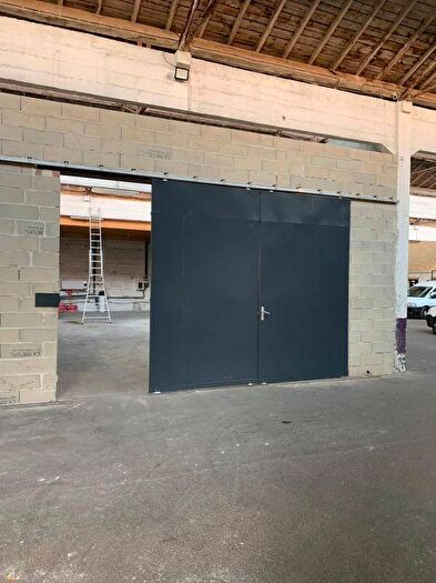 Maison à louer - Capouchiné, Nîmes - 1 pièce - 1 chambre