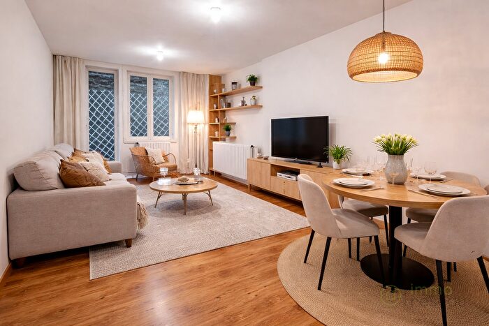 Maison à vendre - Mozac - 5 pièces - 4 chambres