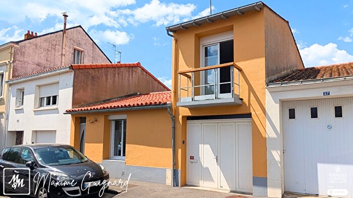 Maison à vendre - Les Sables-dOlonne - 6 pièces - 3 chambres