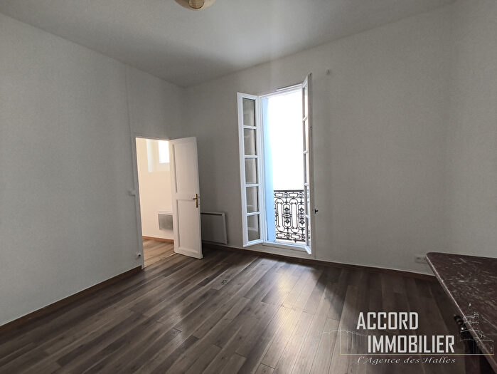 Appartement à louer - Béziers, Centre-ville, Palais des Congrès, Garibaldi, Gambetta - 3 pièces - 2 chambres