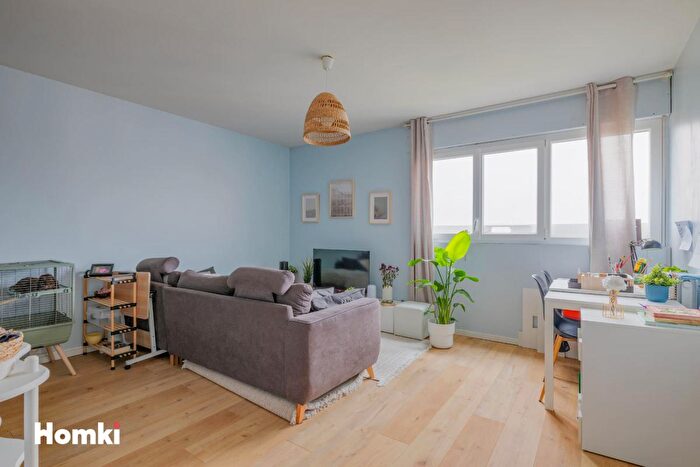 Villeurbanne, Einstein, Salengro : Appartement 2 pièces à vendre