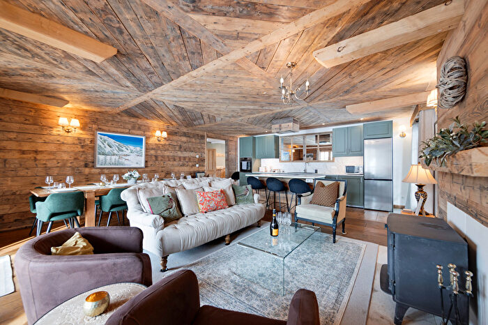 Appartement à vendre - Sainte-Foy-Tarentaise - 5 pièces - 4 chambres