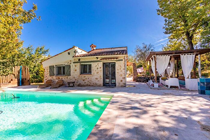 Maisons à vendre et appartements à louer - 1