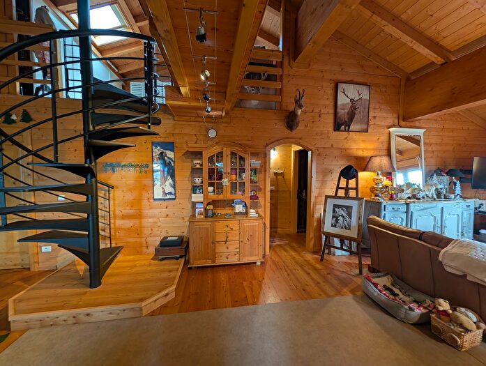 Maison à vendre - Lucéram - 5 pièces - 3 chambres