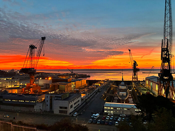 Appartement à vendre - Brest, Kerbonne, Mesdoun - 4 pièces - 2 chambres