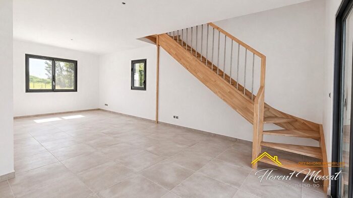 Maison 5 pièces à Grazac, à vendre