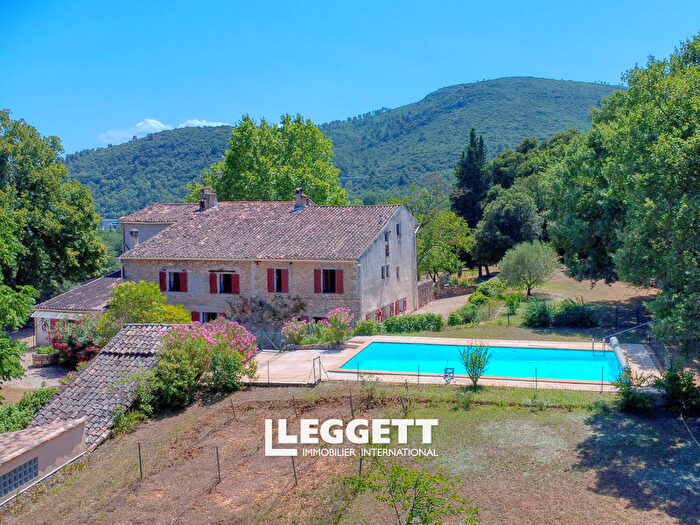 Maison 16 pièces à Saint-Maximin-la-Sainte-Baume, Le Petit Rayol, à vendre