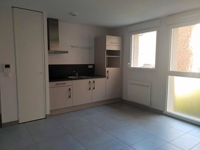 Appartement à louer - Centre-Hôtel de Ville, Limoges - 2 pièces - 1 chambre