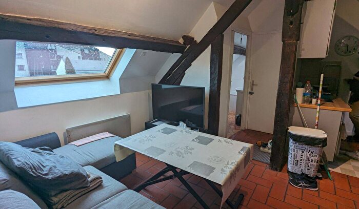 Appartement à louer - Orléans - 2 pièces - 1 chambre