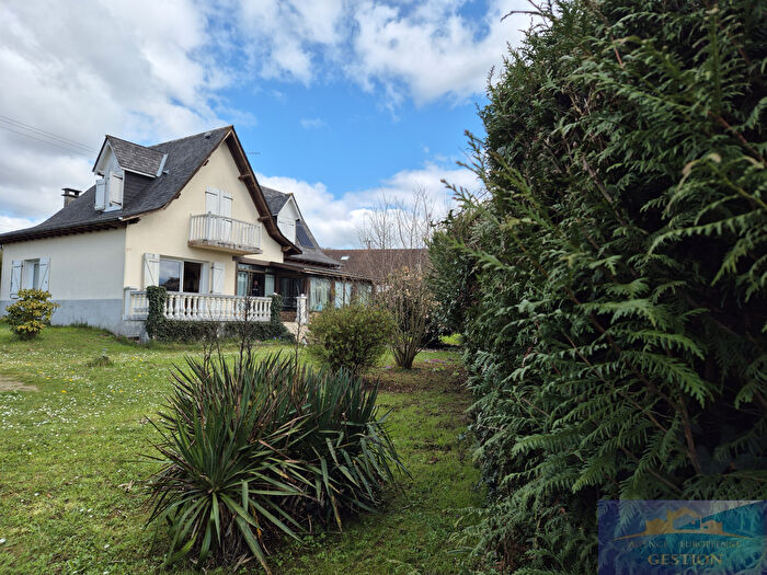 Maison à vendre - Pontacq - 5 pièces - 3 chambres