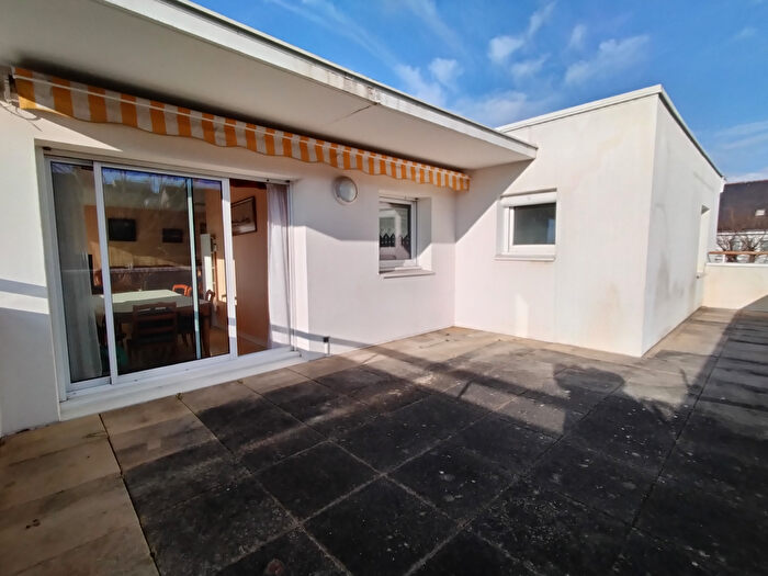 Appartement à vendre - Auray - 4 pièces - 3 chambres