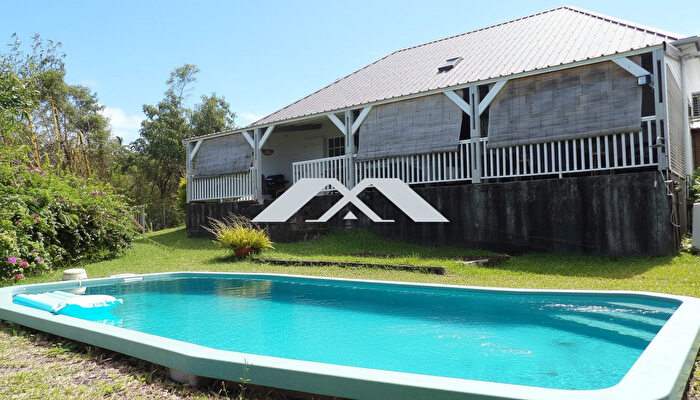 Saint-Leu, Piton Saint-Leu, Bois de Nèfles, Plateau : Maison 5 pièces à vendre