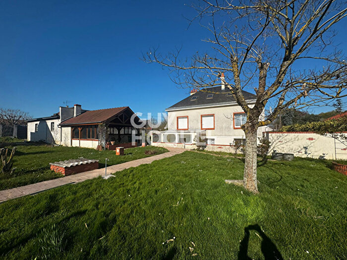 Maison à vendre - La Chapelle-Saint-Mesmin - 5 pièces - 4 chambres