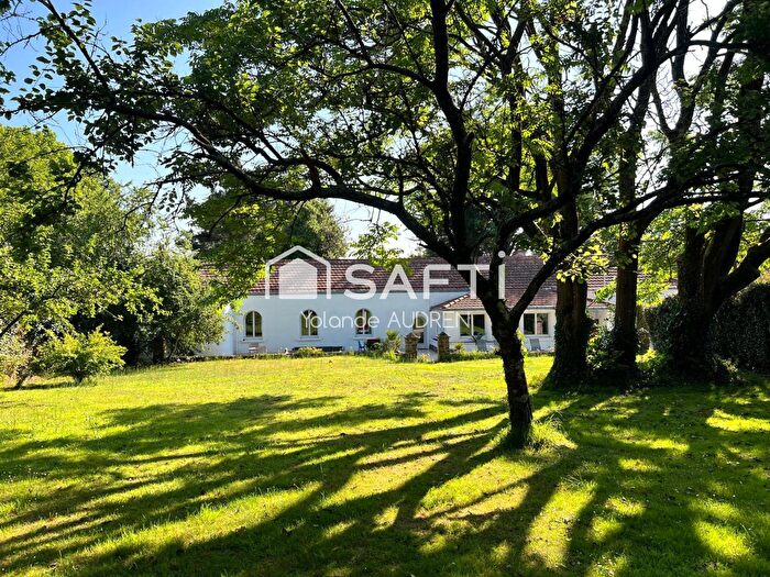 Maison à vendre - Le Pellerin - 8 pièces - 5 chambres