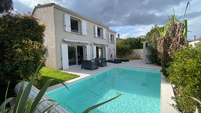 Maison à vendre - Mauguio, Jean Monnet, Léo Lagrange - 6 pièces - 5 chambres