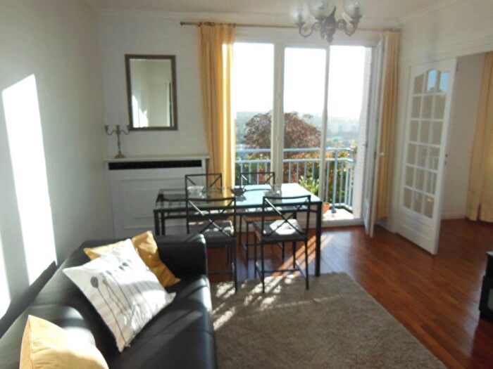 Appartement 4 pièces à louer à Le Pecq