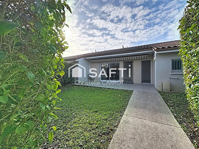 Maison à vendre - Izon - 2 pièces - 1 chambre