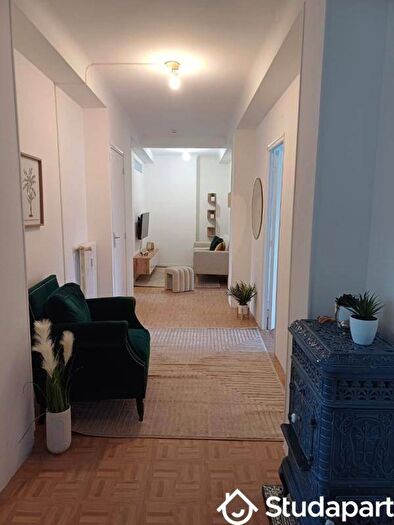 Appartement à louer - Saurupt-Clémenceau, Nancy - 1 pièce - 6 chambres