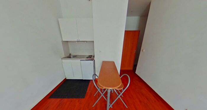 Appartement 1 pièce à louer - Villeurbanne, Croix Luizet