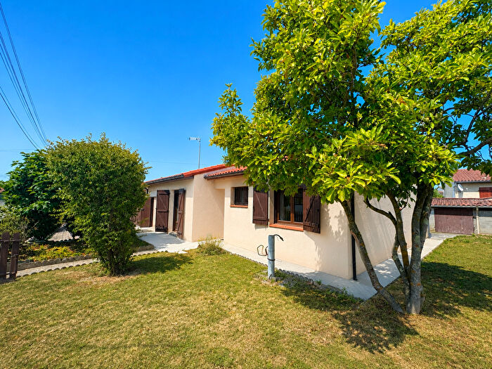 Maison 4 pièces à Villeneuve-Tolosane, à vendre