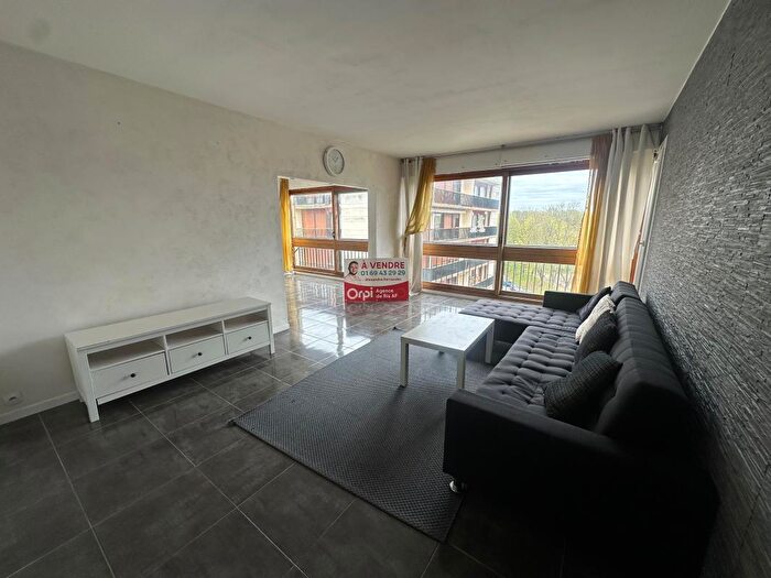 Appartement à vendre - Ris-Orangis, La Aunette - 6 pièces - 4 chambres