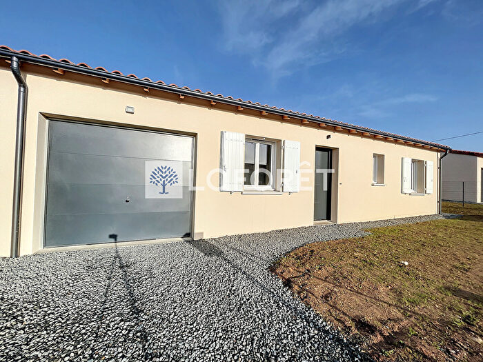 Maison à louer - Airvault - 4 pièces - 3 chambres