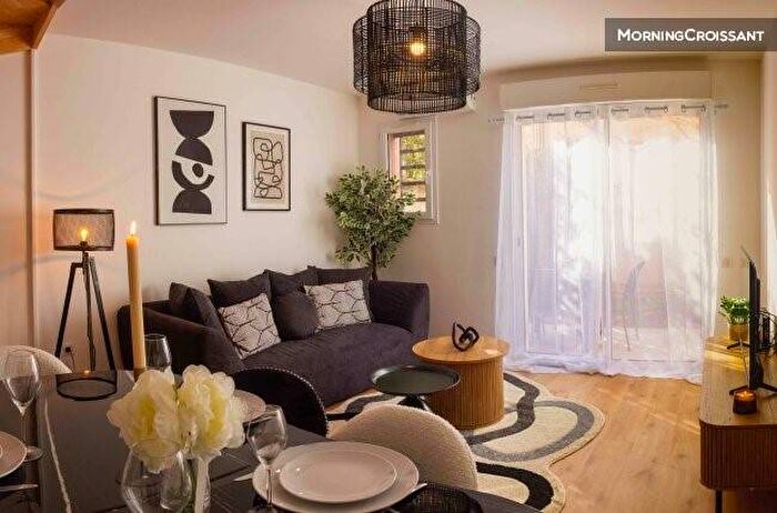 Appartement à louer - Saint Jean-Saint Genies, Avignon - 4 pièces - 3 chambres