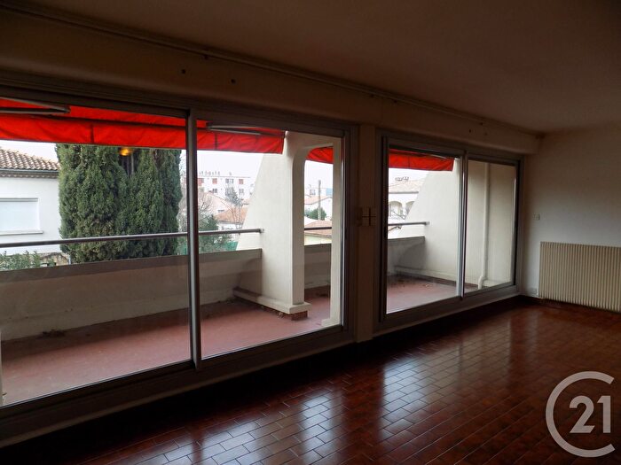 Appartement à louer - Bagnols-sur-Cèze, Bourgneuf - 3 pièces - 2 chambres